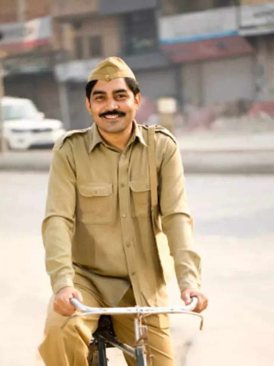 What Is The Salary Of A Postman Know Post Officer Postman Salary- कितनी ...