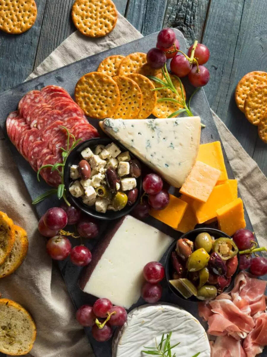 Friendship Day 2024: 10 Platters And Boards To Share With Your Friends ...