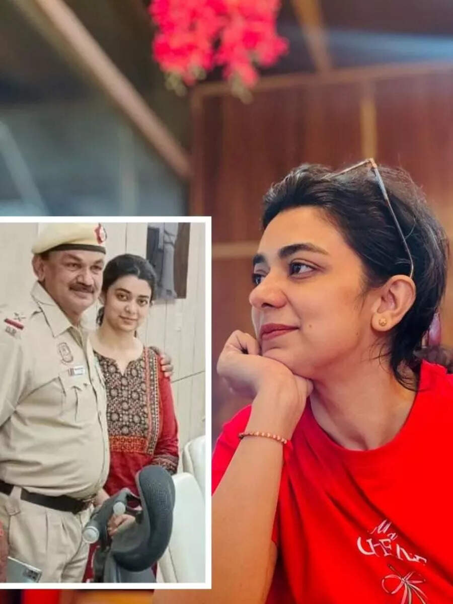 Success Story of IAS Rupal Rana Cracked UPSC with Rank 26 Best Books ...