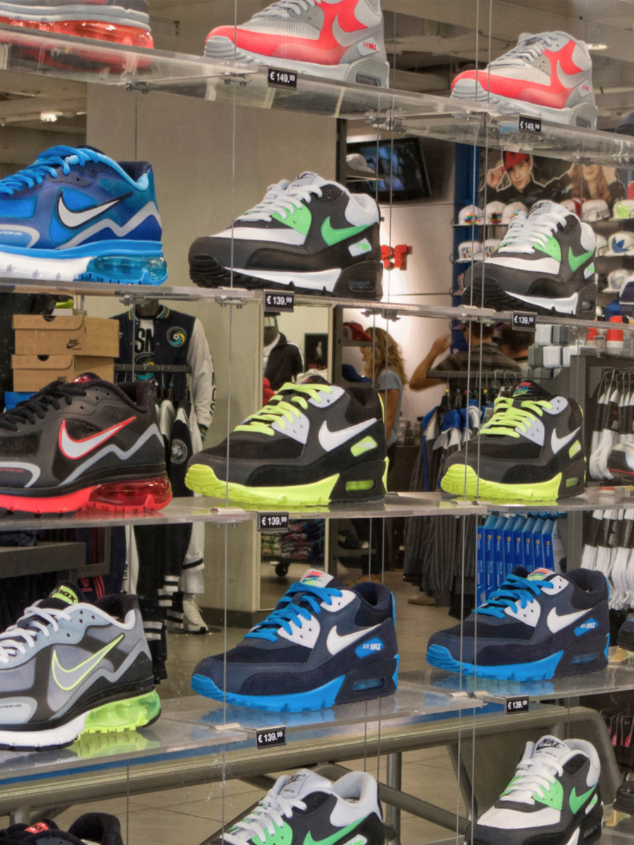 Tips and tricks to spot face Nike shoes | Times Shopping Guide