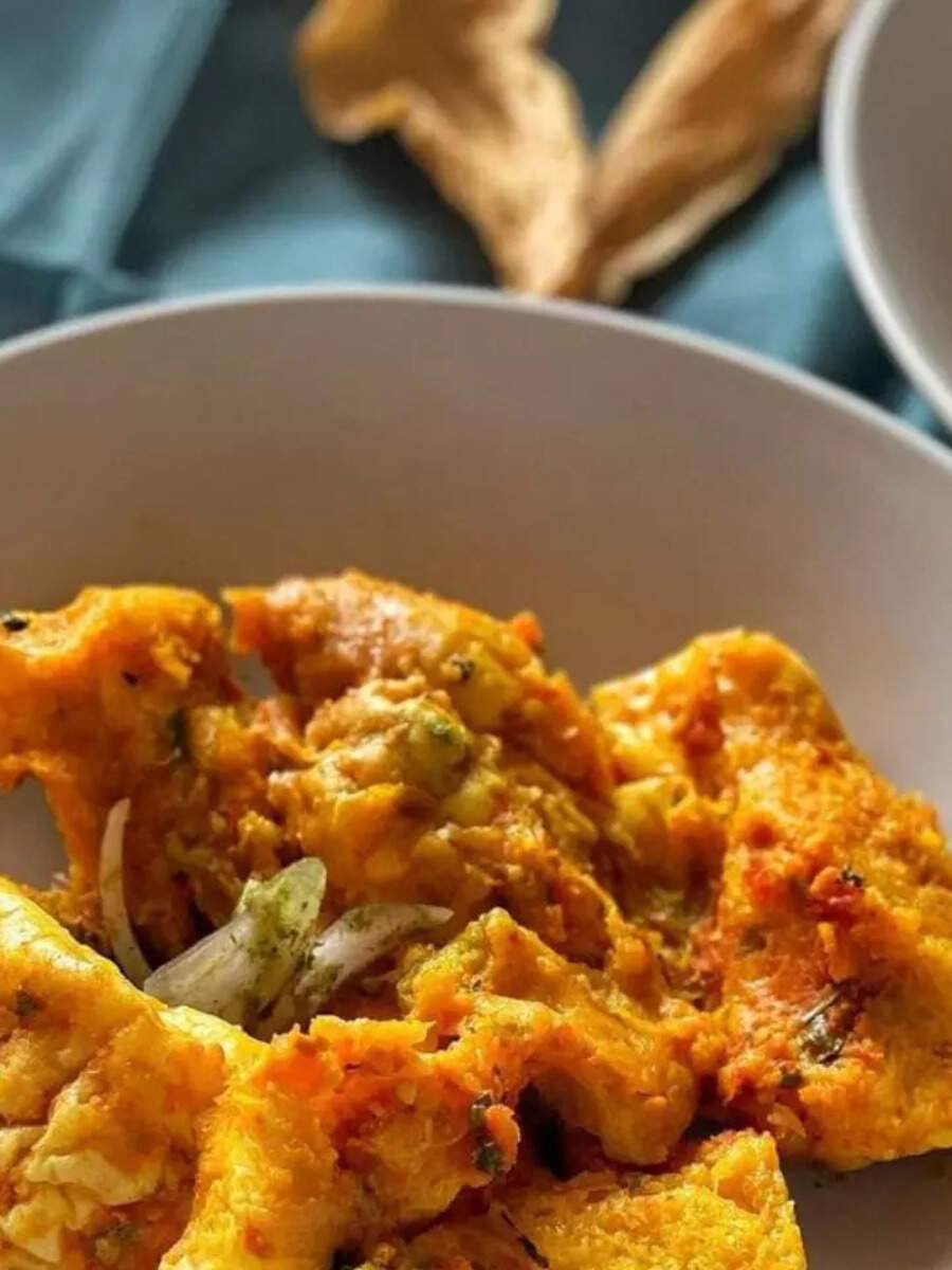 Seyal Bread, The 10 Minute Sindhi Leftover Bread Breakfast Dish | Times Now