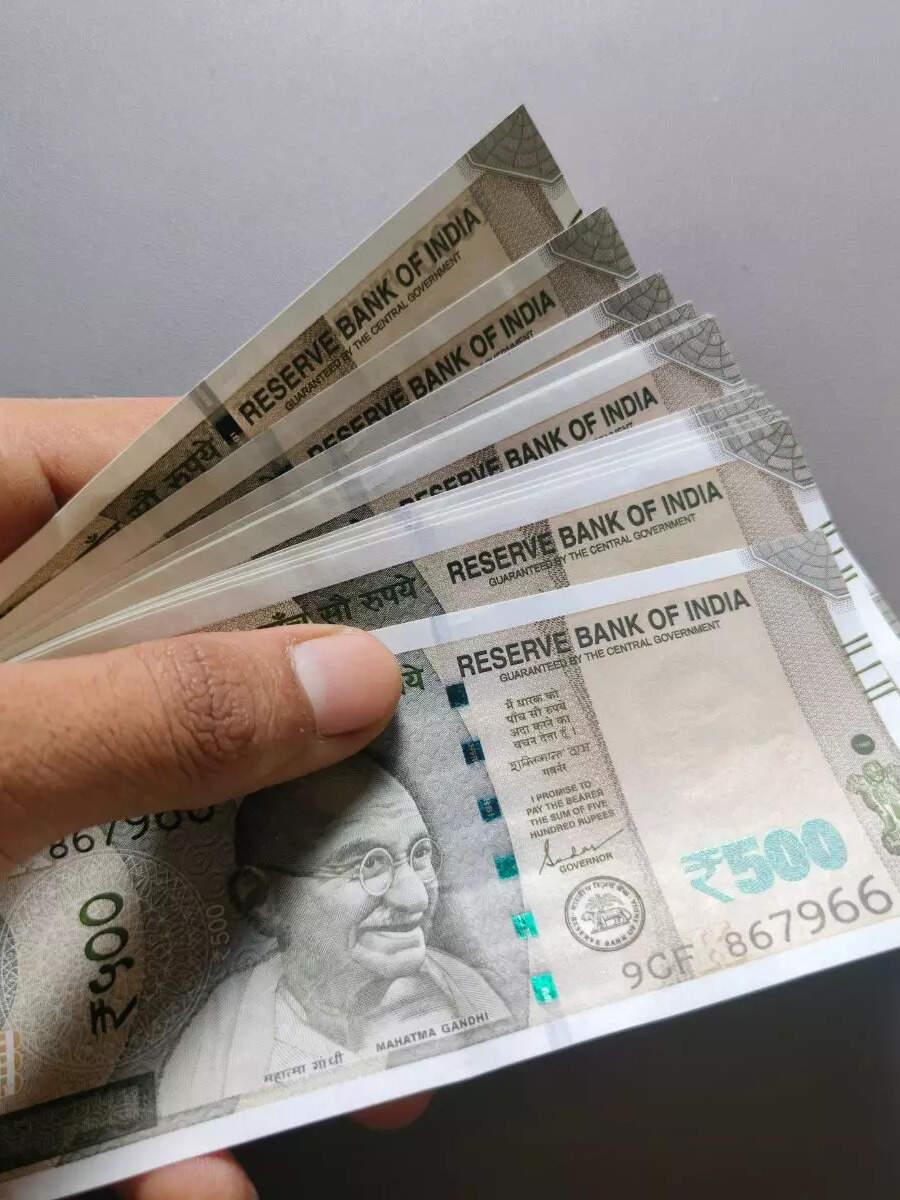 Simple Steps To Saving: 8 Rules | ET Now