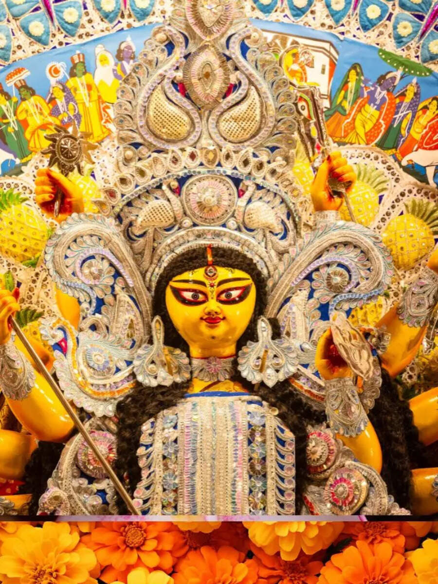 Durga Puja 2024: Flowers to Offer Maa Durga During 9 Days Of Navratri ...