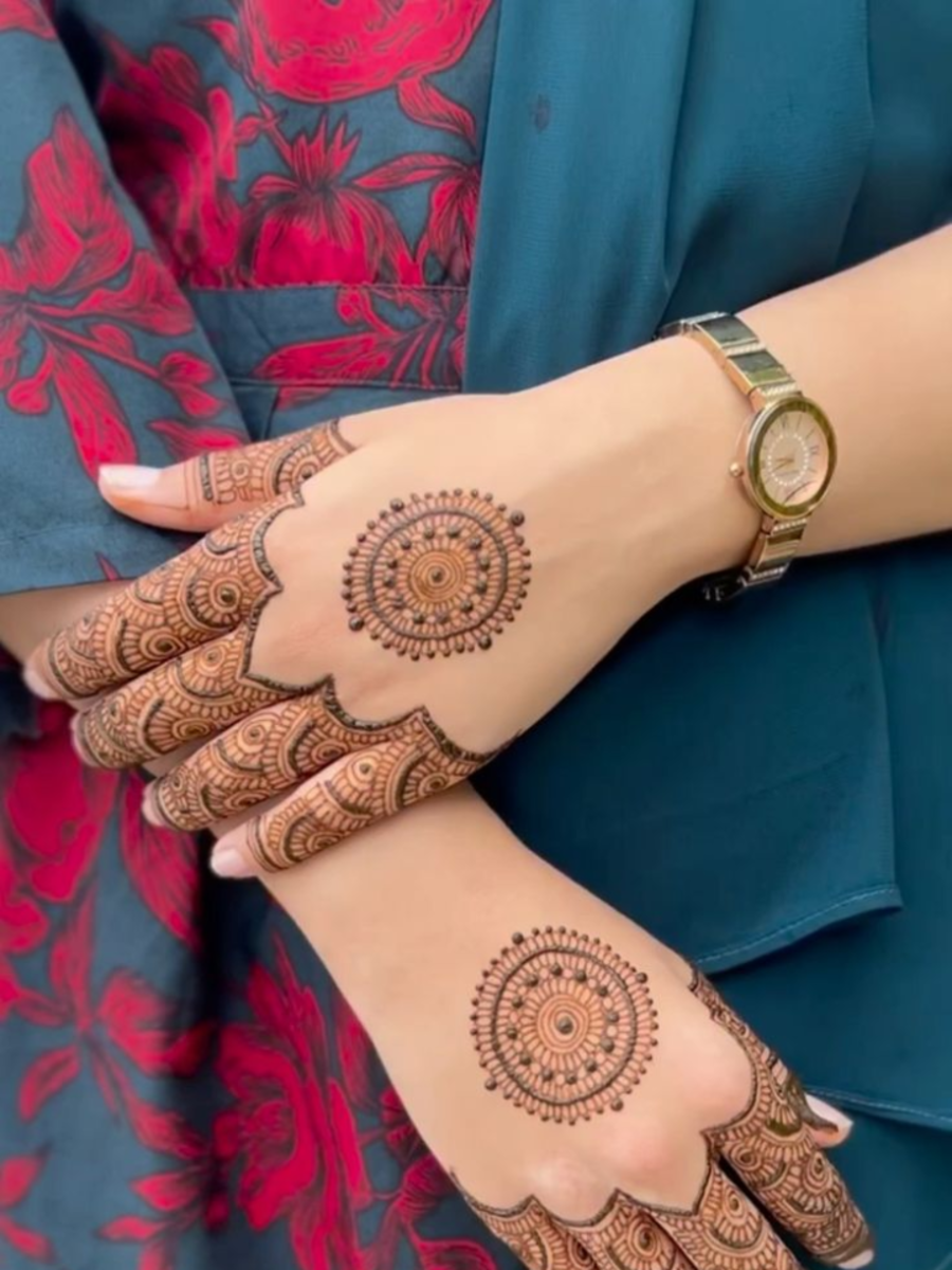 Navratri 2024 Easy Mehendi Designs: Apply These Easy And Beautiful ...