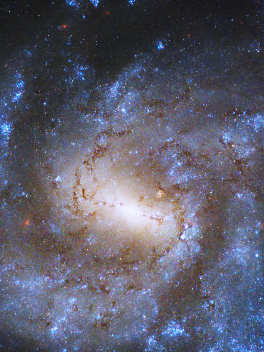 10 Unseen Space Pictures Captured By NASA Hubble Space Telescope ...