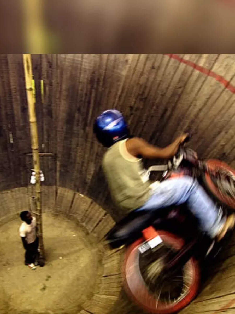 how does wall of death work check here well of death physics - मौत का ...