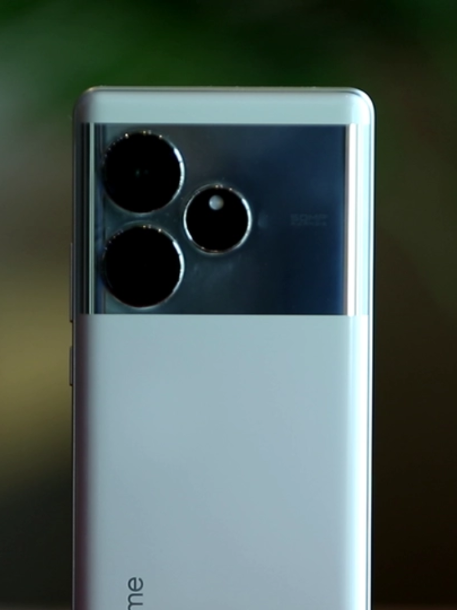 7 Best Realme Phones Under 35000 In October 2024: Realme 13 Pro+ ...