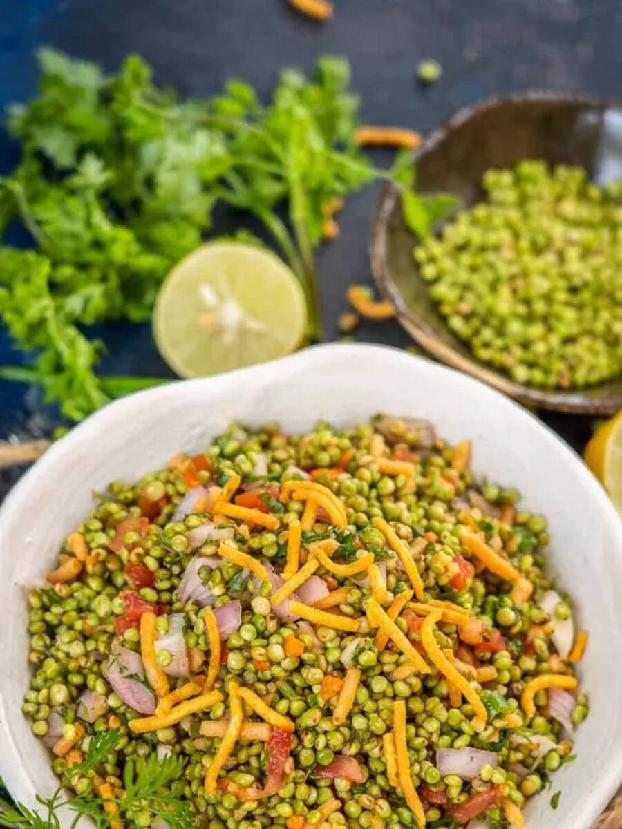 Gujarati Ponk Millet Bhel Recipe: Winter Special Snack Of Roasted ...