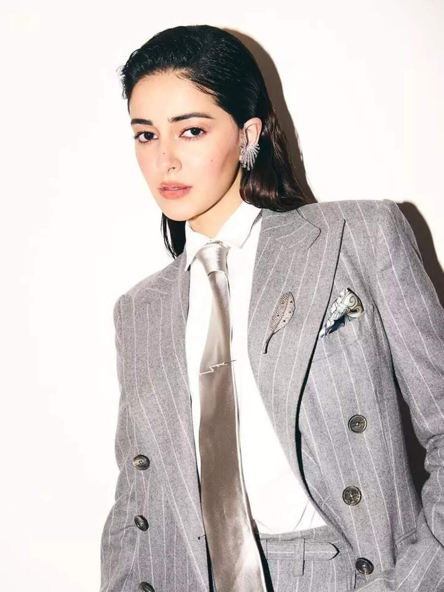 Ananya Panday Is 'BOSS BAE' As She Poses In Pantsuit, Tie | Times Now