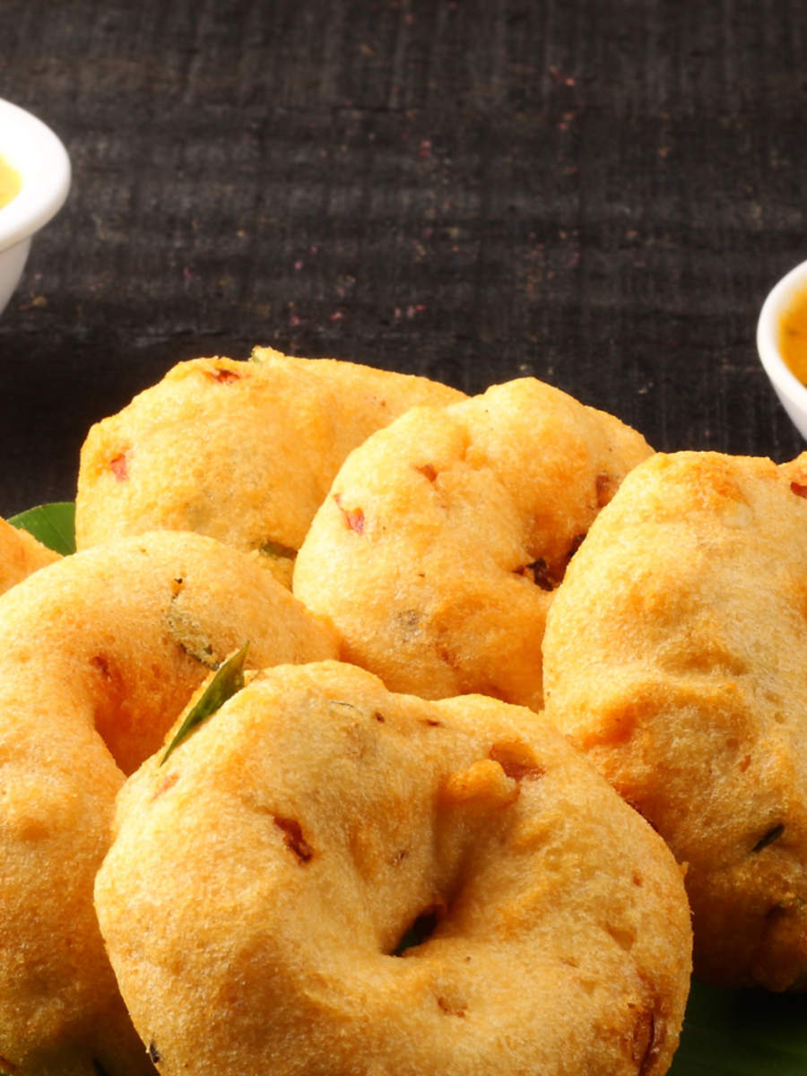Crispy Buttermilk Vada With Chai For The Perfect Evening Meal | Times Now