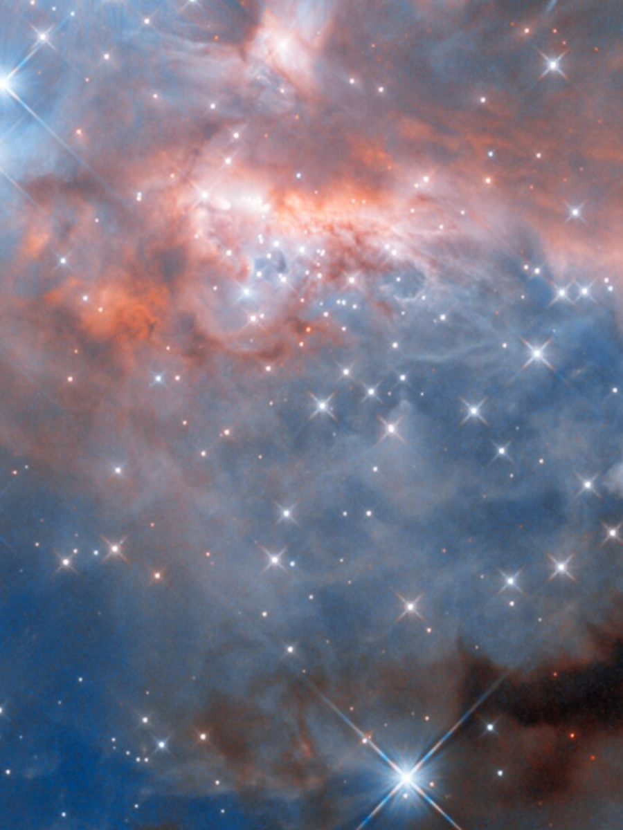 6 Stunning Pictures Of Space Taken By NASA Hubble Space Telescope ...