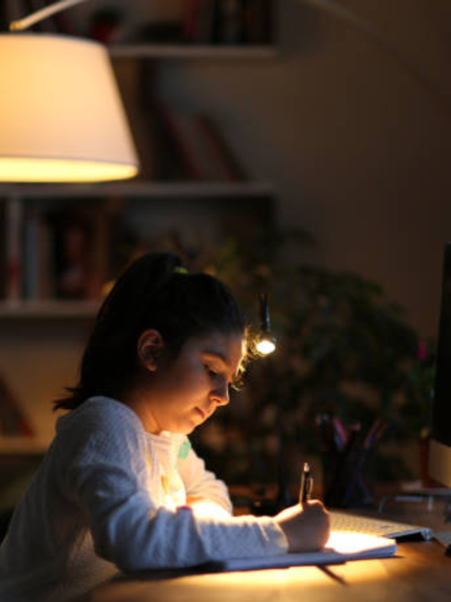 7 Reasons How Studying At Night Can Yield Positive Results In Academics ...