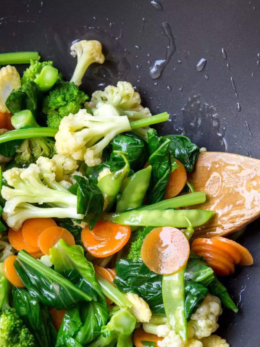 Are You Cooking Your Greens The Wrong Way? 10 Tips To Cook Without ...