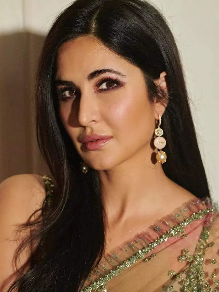 Katrina Kaif-Inspired Saree Blouse Designs for Women in Their 40s ...