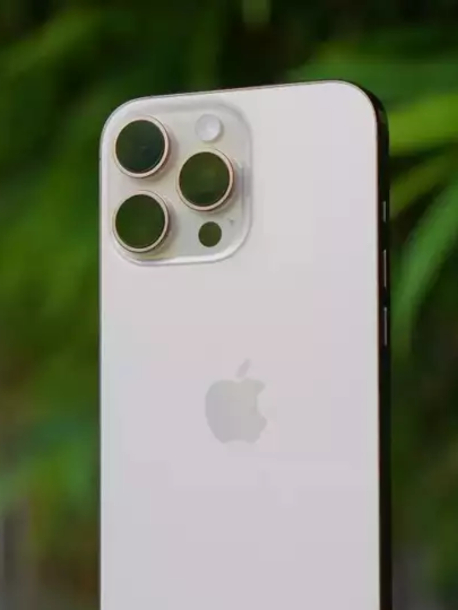 5 Best Android Phones You Can Buy Instead Of iPhone 16 Pro Max: Samsung ...