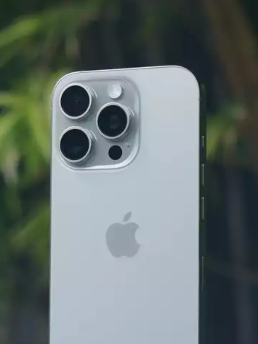 5 Best Android Phones You Can Buy Instead Of iPhone 16 Pro: Google ...