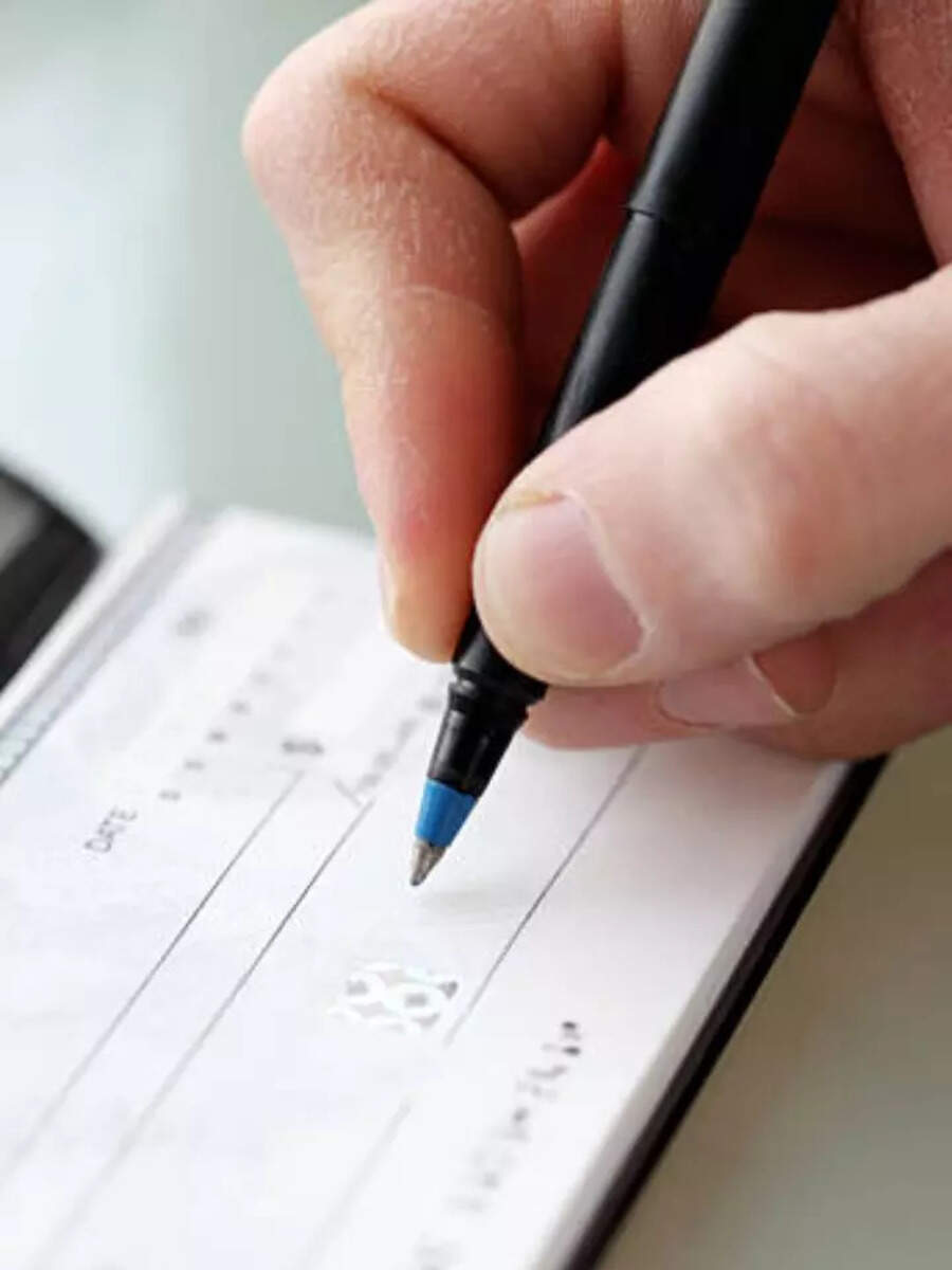 How many types of cheques and how to use | Times Now Navbharat