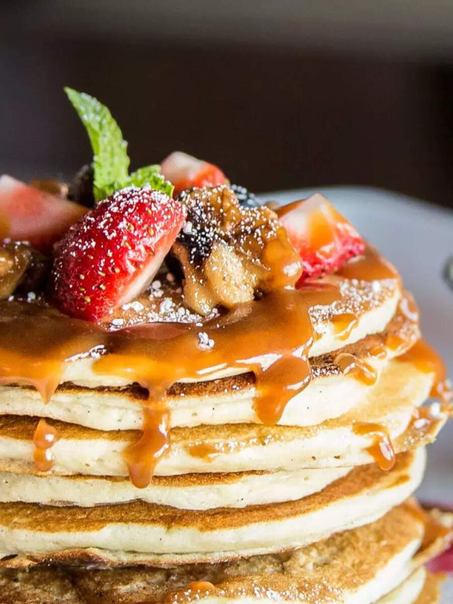 8 Best Carb-Loaded Breakfasts To Binge Post New Year's Eve | Times Now