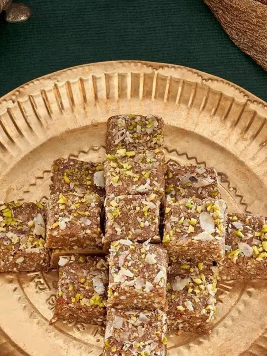 Gujarati Gundar Pak, A Traditional Winter Sweet To Stay Warm And ...