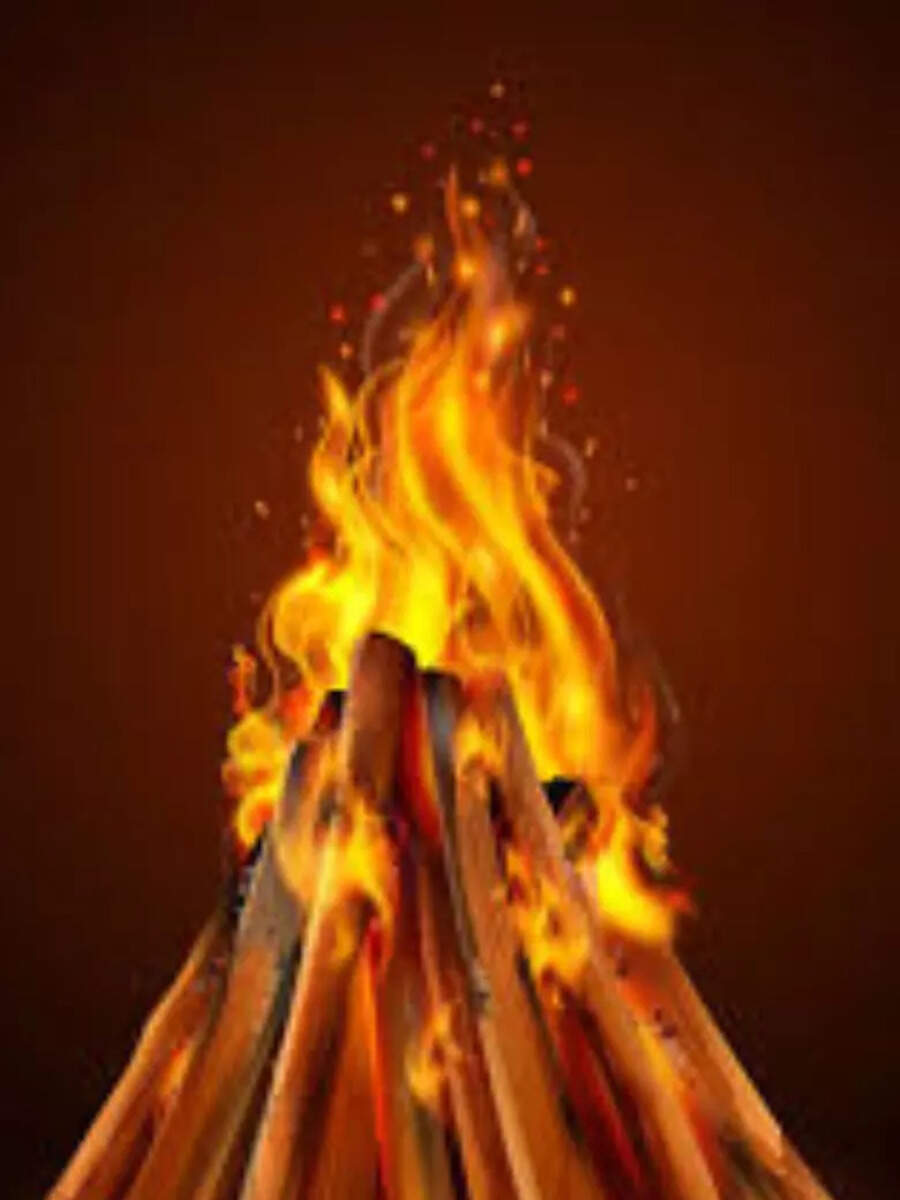 10 Cities That Celebrate Lohri With Great Pomp and Splendour | Times Now