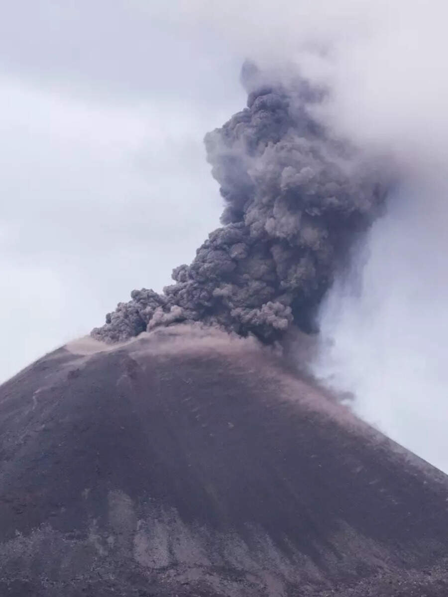 Krakatoa Volcano Eruption: The Loudest Sound in Recorded History ...