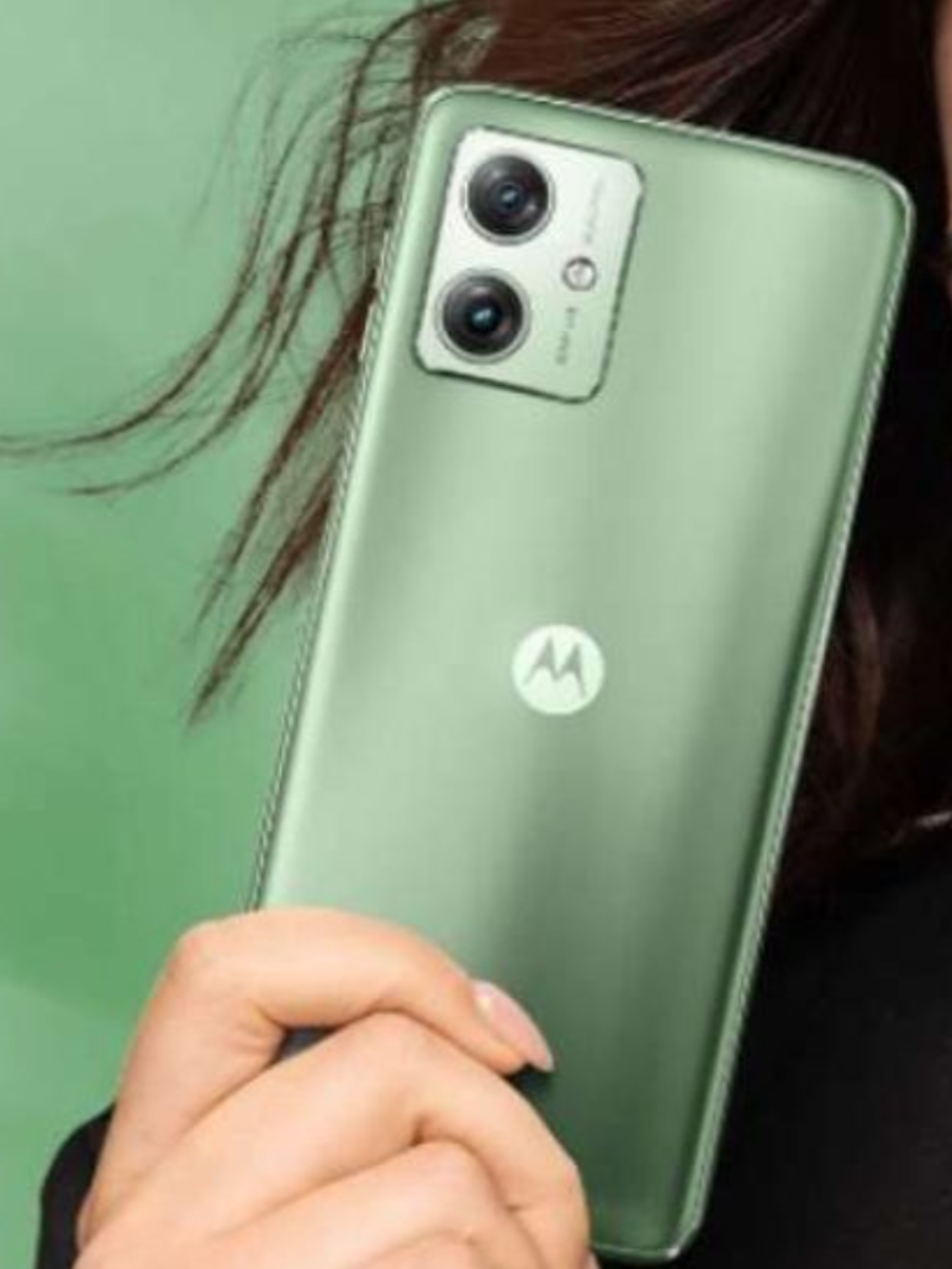 6 Best 5G Phones Under Rs 15000 In 2025: Poco M7 Pro, Realme 14x ...