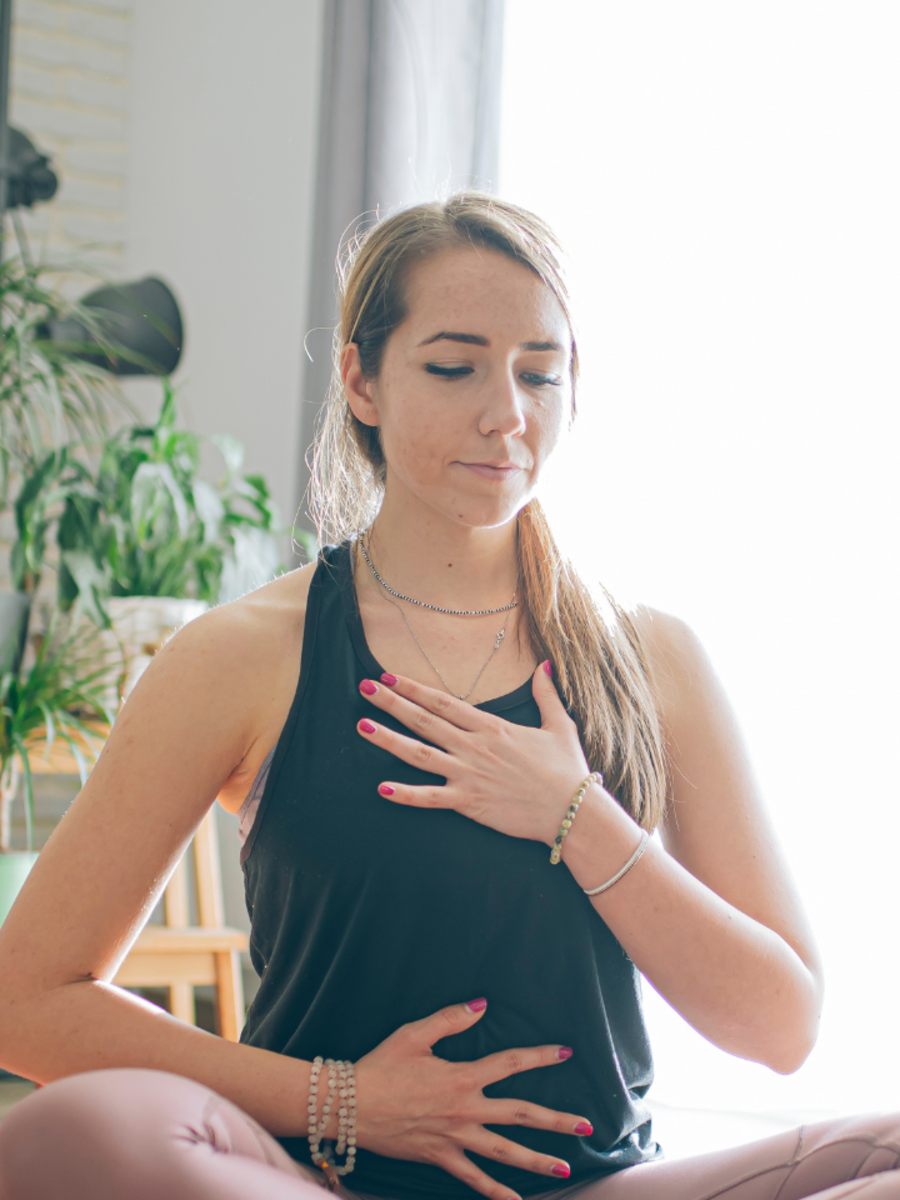 10 Breathing Exercises To Try When You’re Feeling Anxious | Health and Me