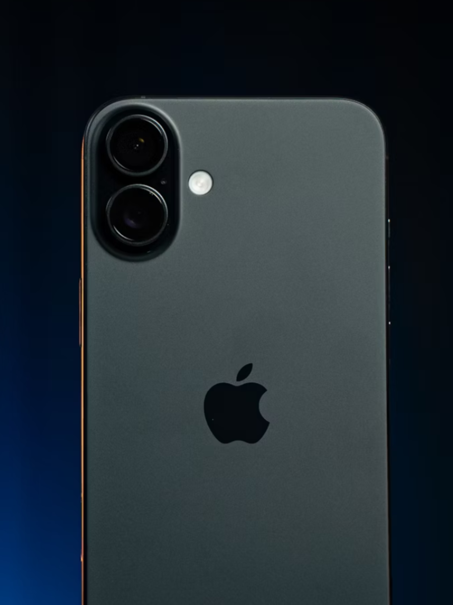 5 Flagship Android Phones Better Than iPhone 16 Plus: Samsung Galaxy ...