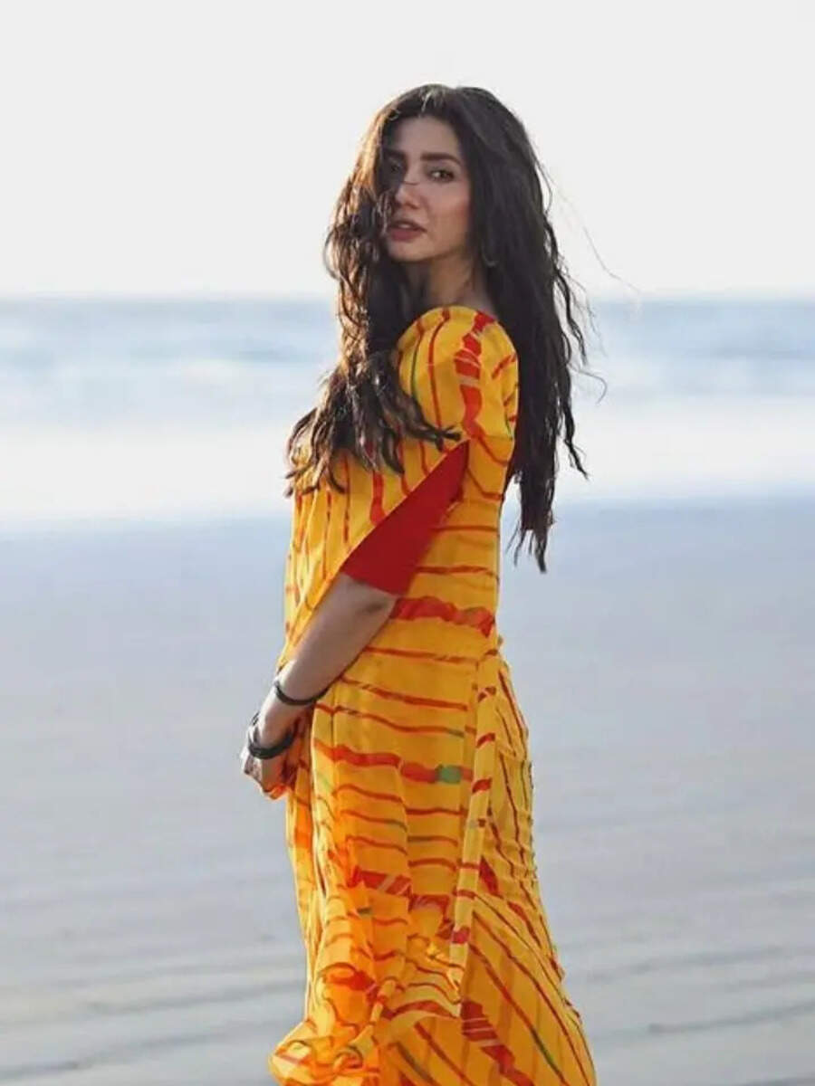 Pakistan famous actress and model Mahira Khan rocking saree look in ...