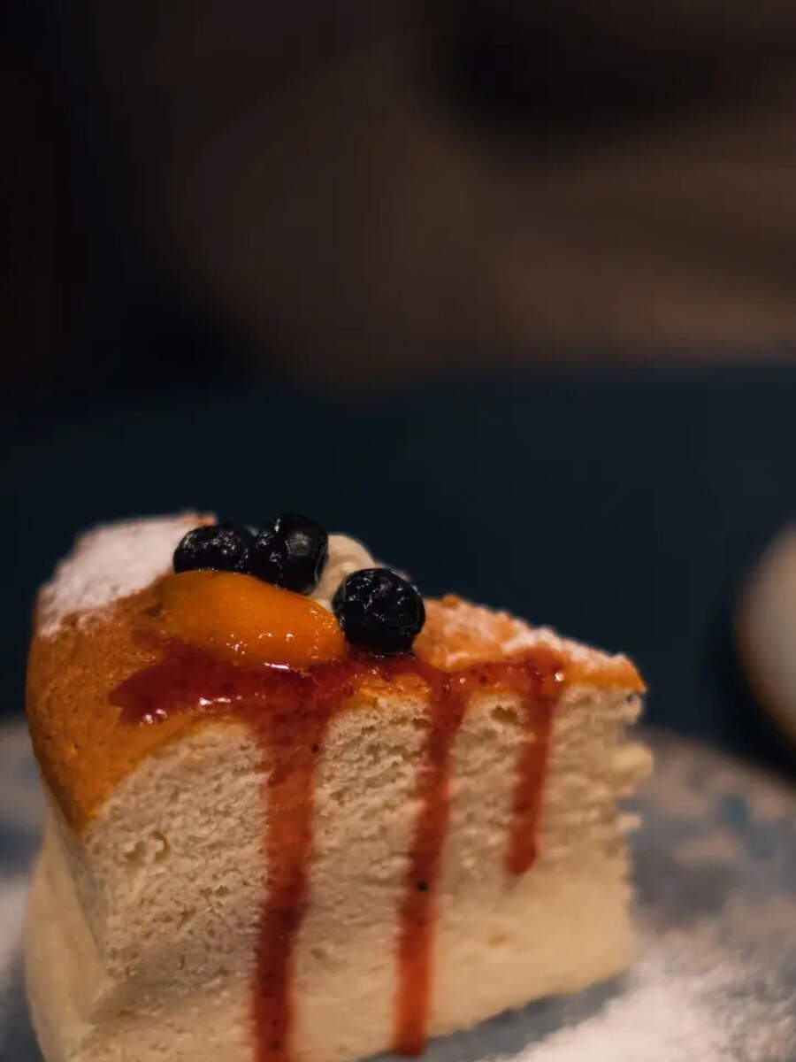 Make A Delicious Jiggly Japanese Cheesecake At Home In 7 Easy Steps ...