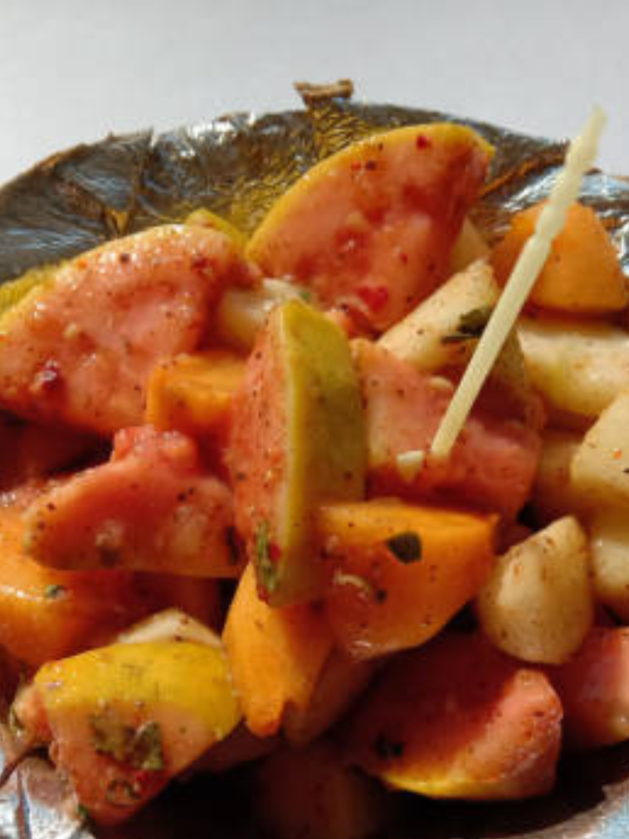 Spicy Guava Chaat In 5 Simple Steps For That Perfect Afternoon Binge ...