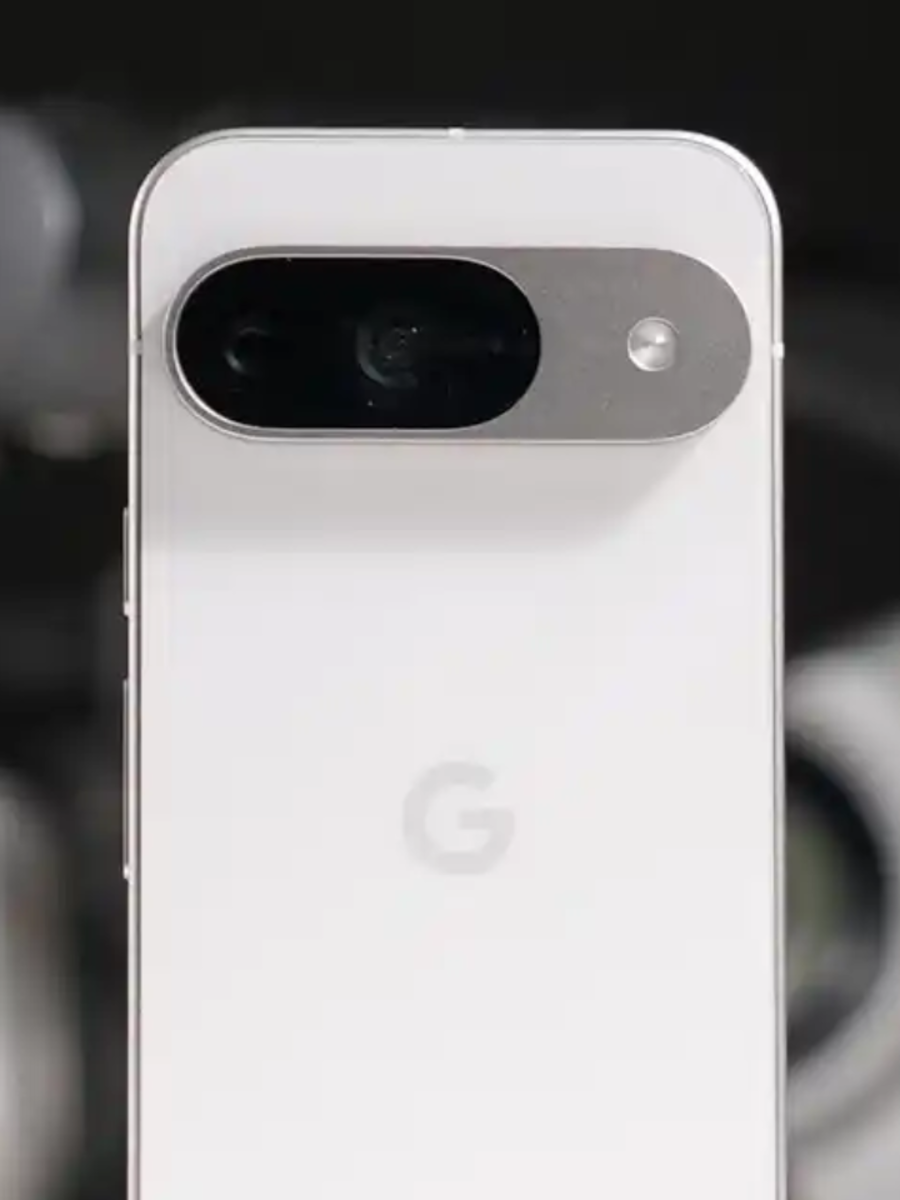 5 Best Google Pixel 9 Alternatives To Consider In 2025: Samsung Galaxy S25+, iPhone 16 Plus ...