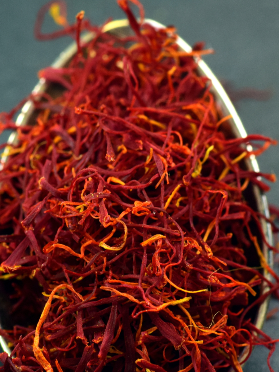 What! Kesar And Saffron Are Different? Read To Know The True Story ...