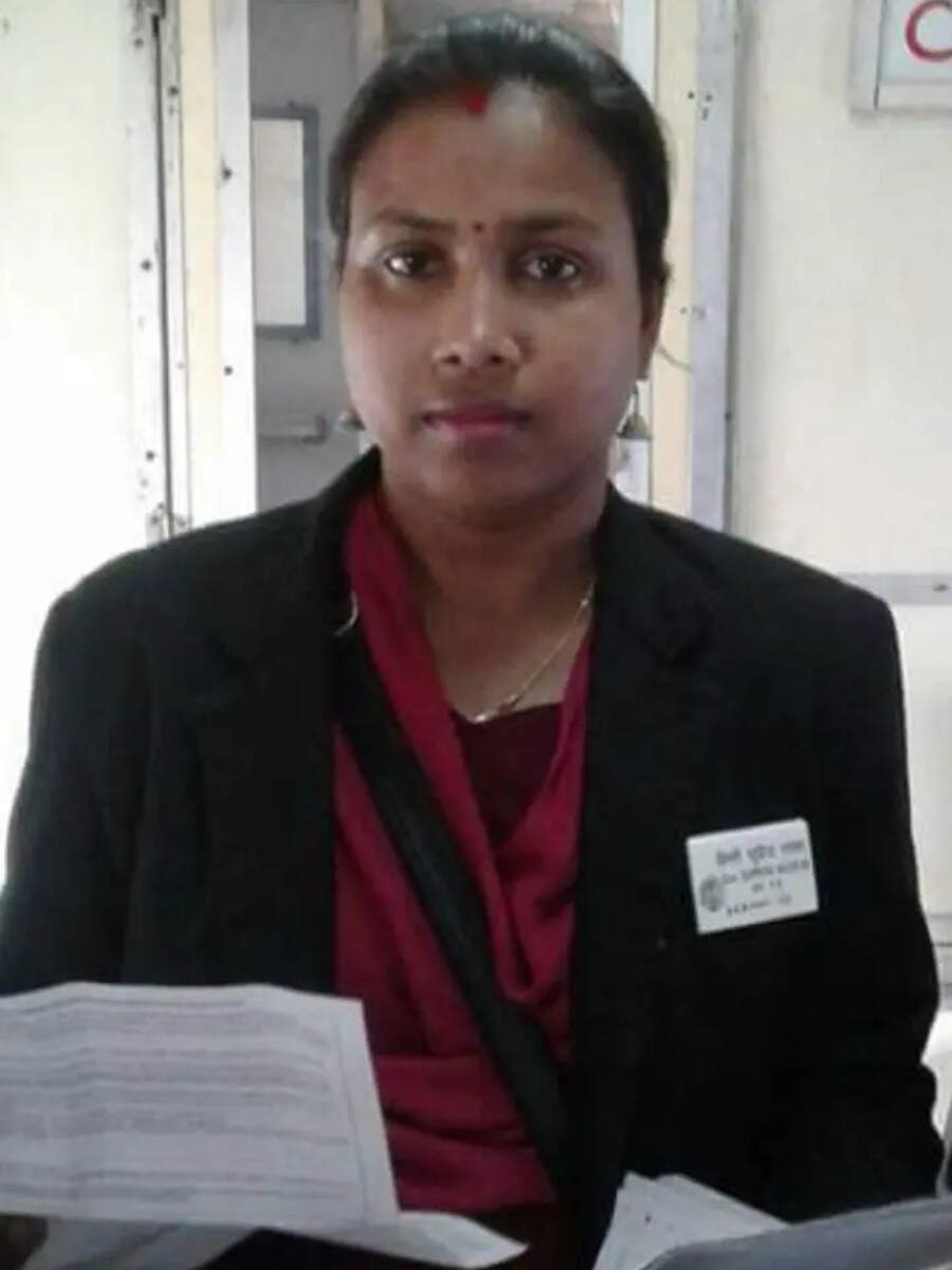 What Is The Train TTE Full Form Railway TTE Salary Full Form- ट्रेन में ...