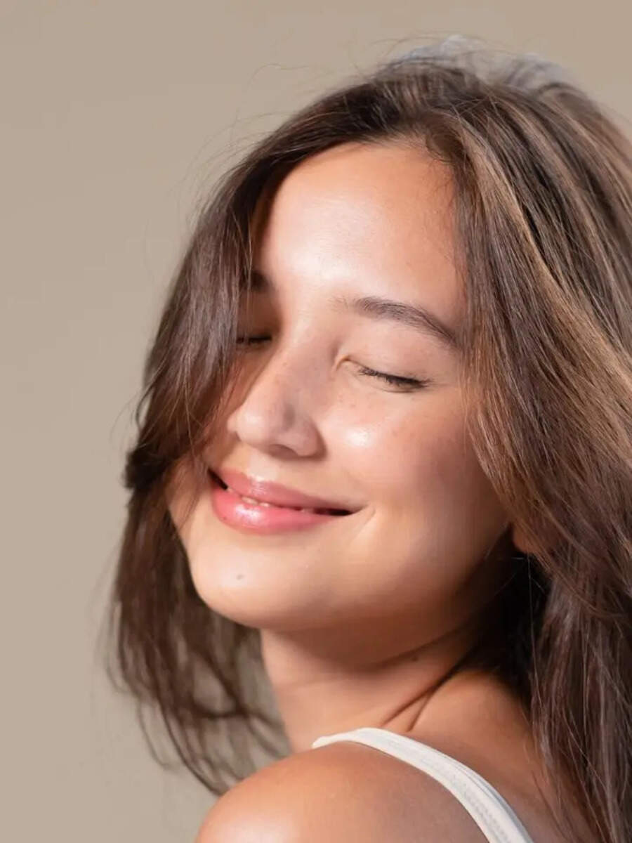 Evening Skincare Habits You Should Swear By For Glowing Skin | Times Now