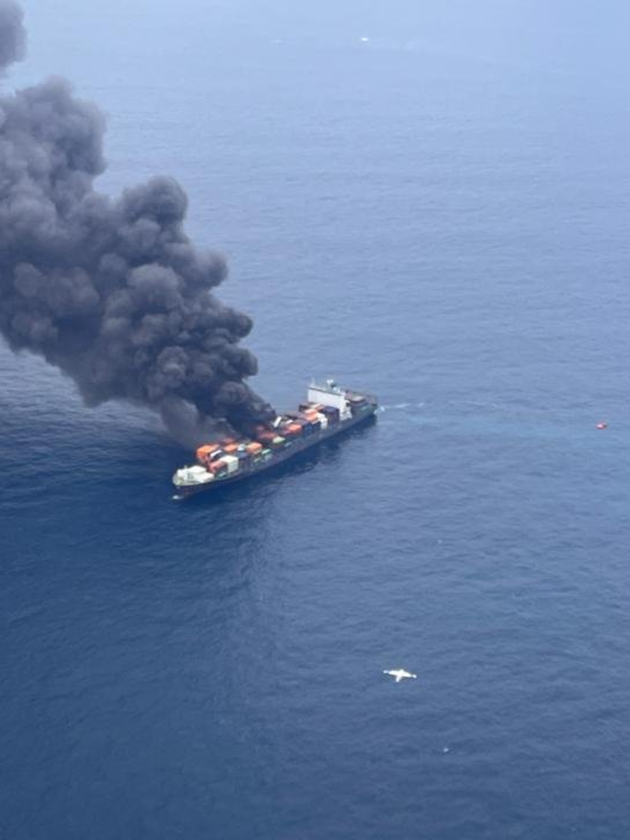 WATCH: Divers Capture Underwater Rescue Ops As Explosions Rock ...