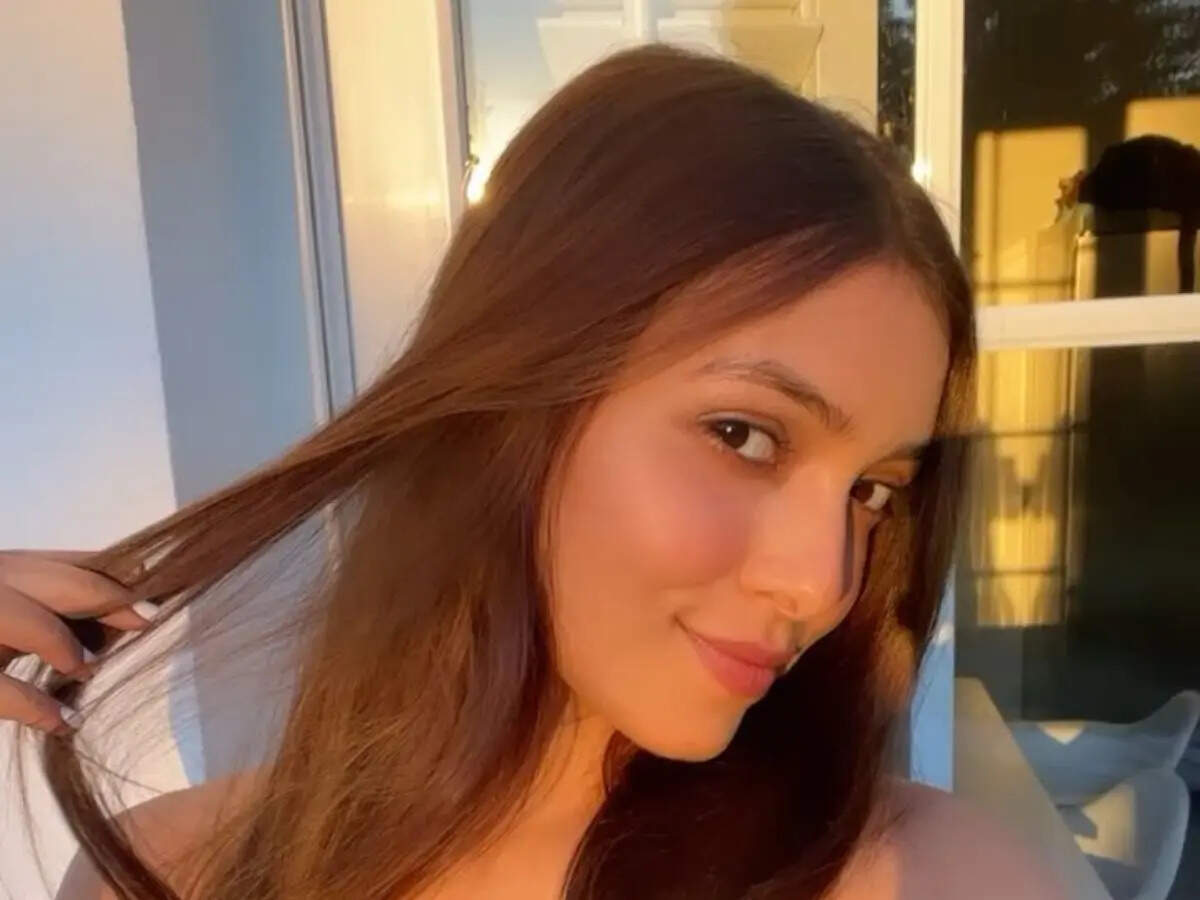 Vijaya Sharma Glows up Naturally Using This Simple Skincare Hack!