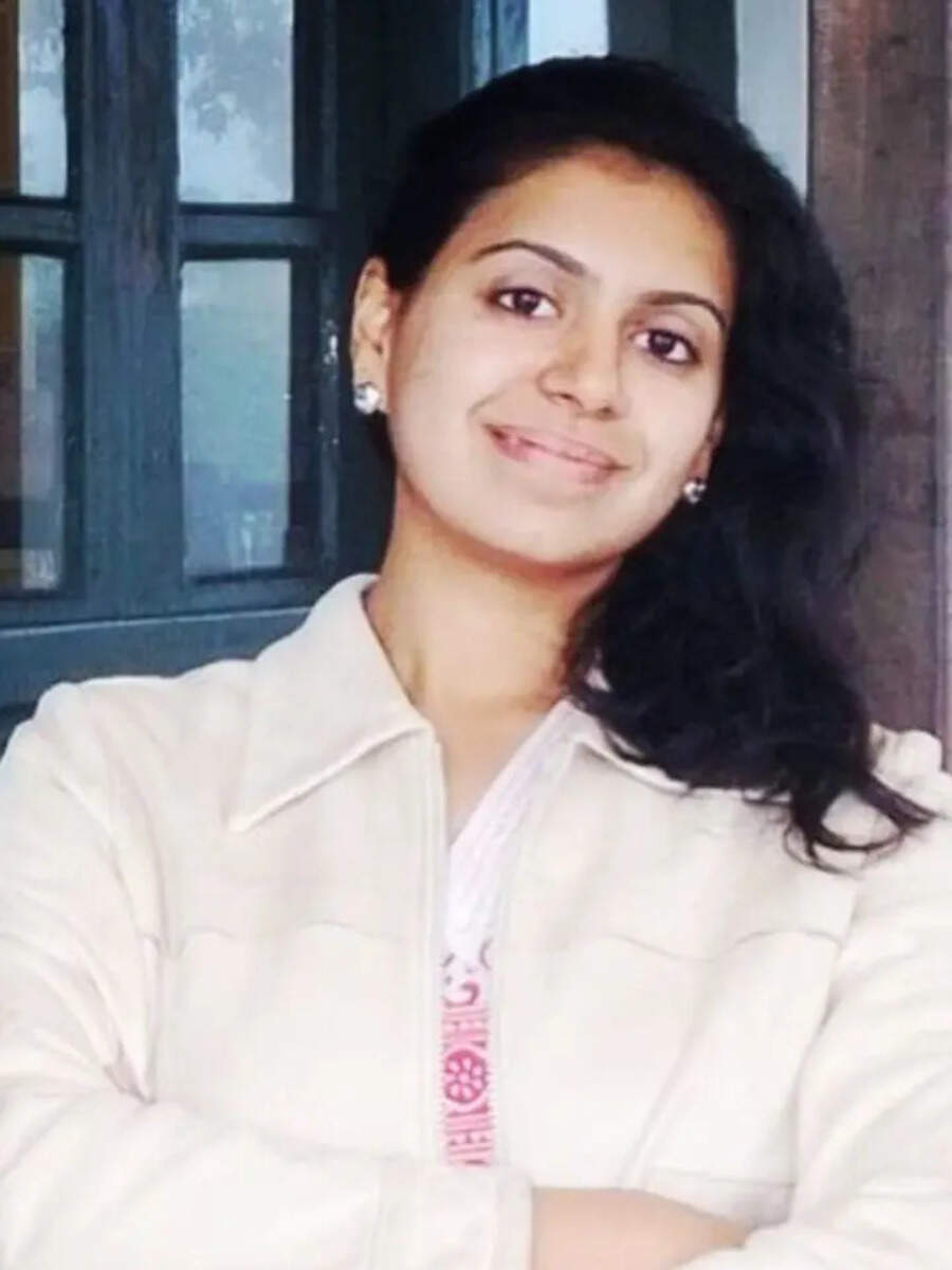 ias divya mittal success quotes in hindi career advice upsc tips for ...