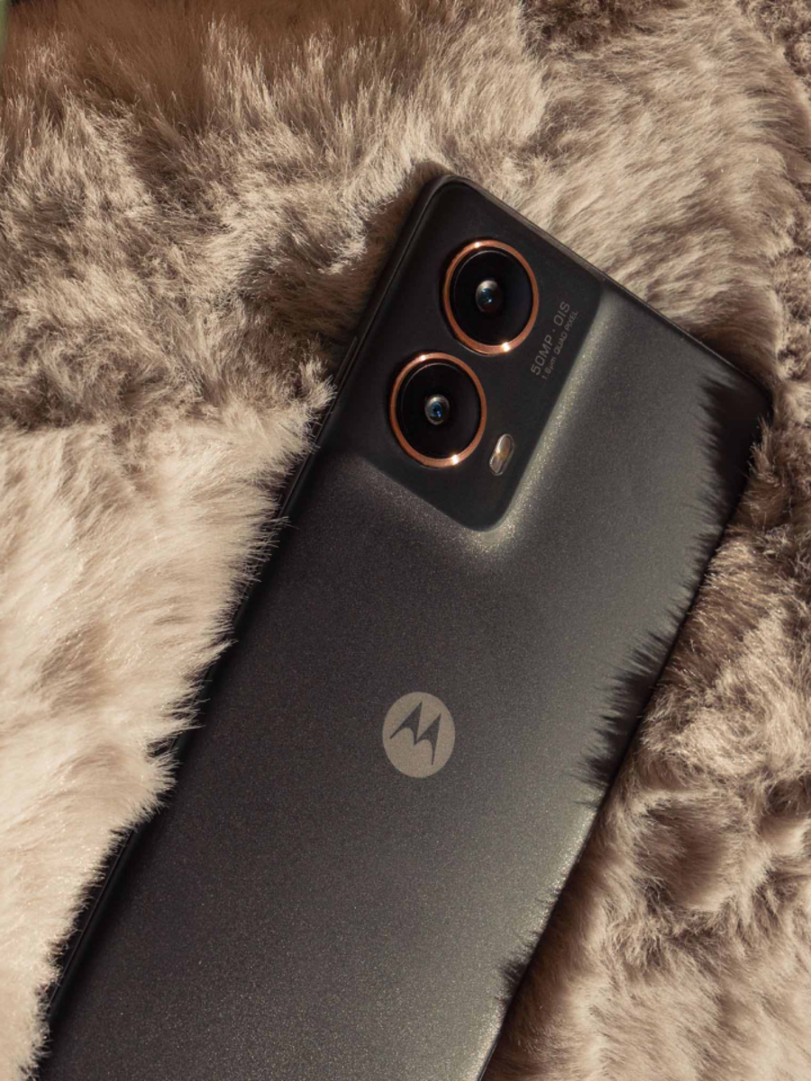 5 Best Motorola Phones Under Rs 20000 In September 2025: Motorola Edge ...