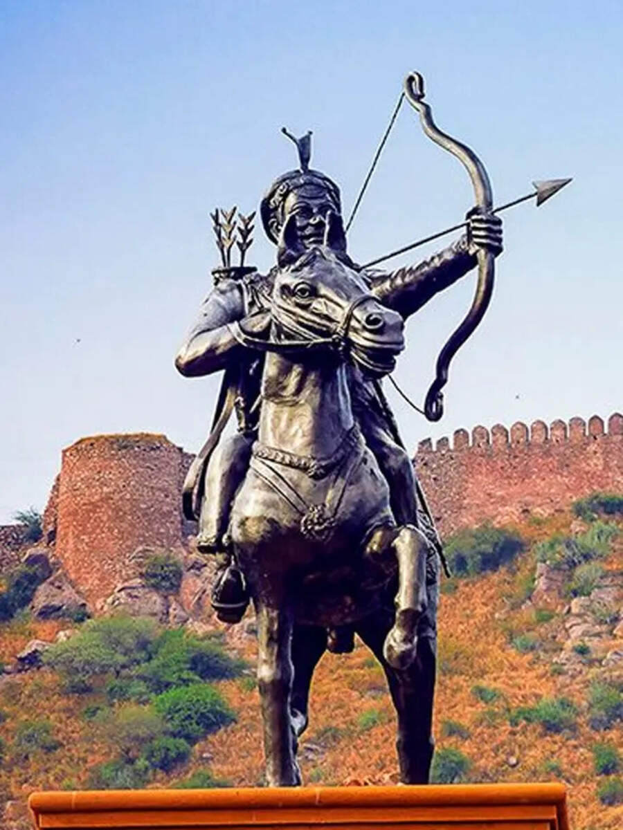 What was the old name of Ajmer know the meaning of Ajay meru ajmer in ...