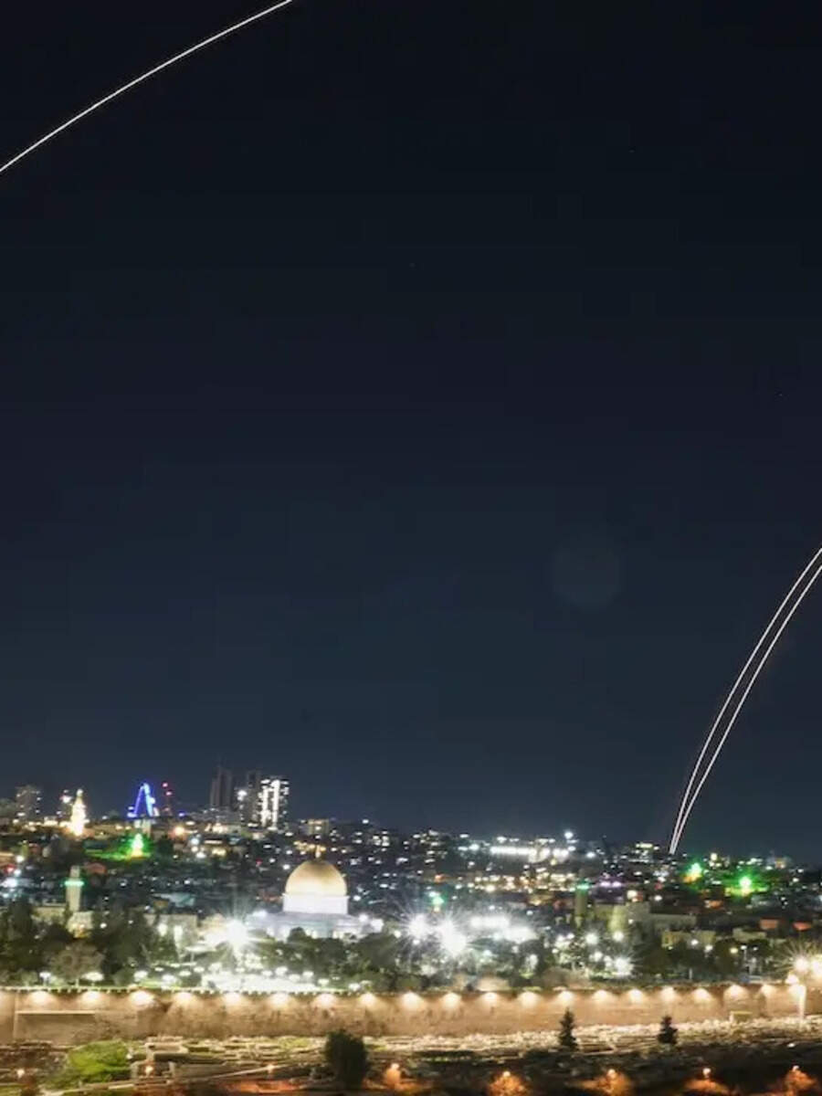 Bahrain, UAE and Dubai Highlights: US' Victoria Base In Iraq Hit by ...