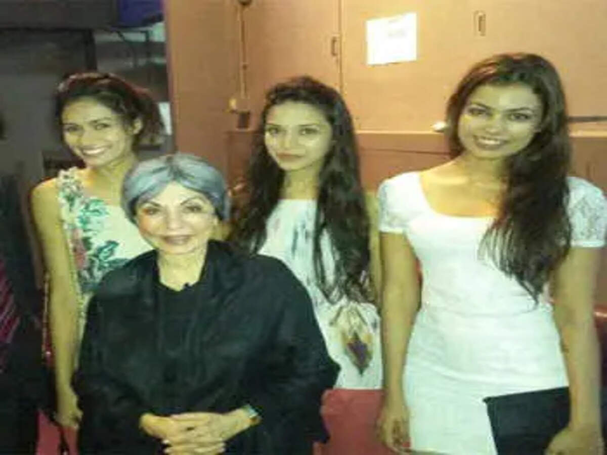 What are the Miss Divas up to?