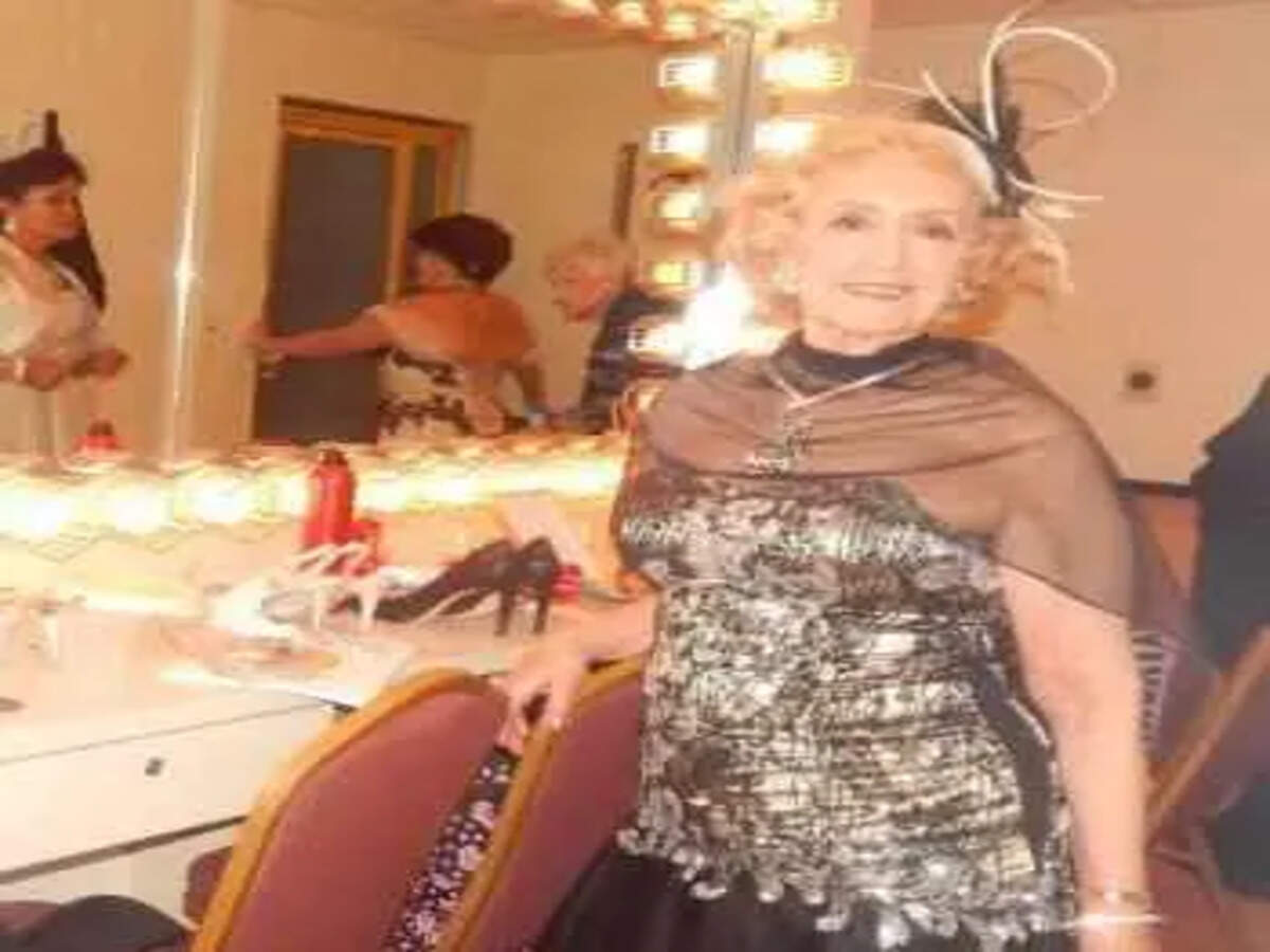 Beauty queen at 85, Pat Watts teaches how to live life