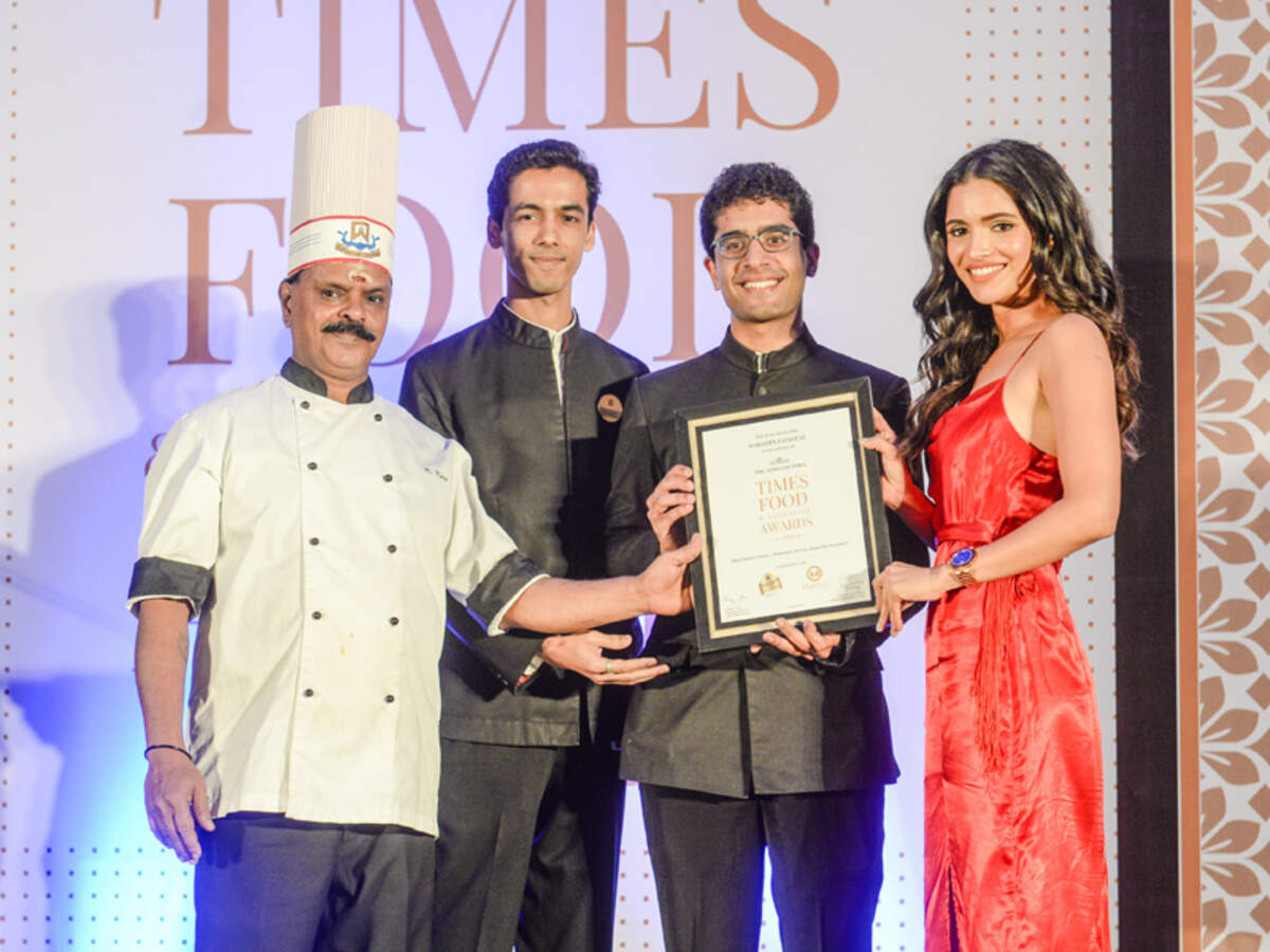 Pageant winners at Times Food and Nightlife Awards 2019