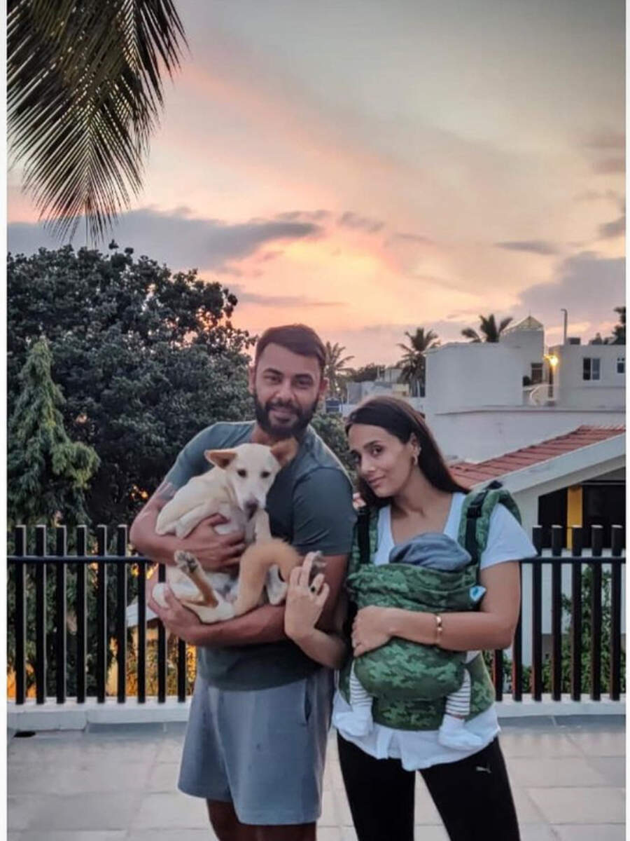 Cricketers who married sports presenters | Times Now