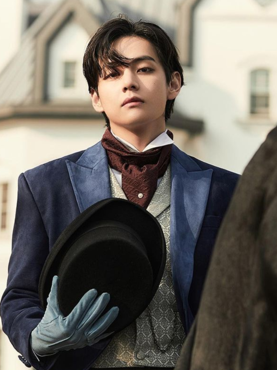 7 times BTS' V embodied prince charming | Times Now