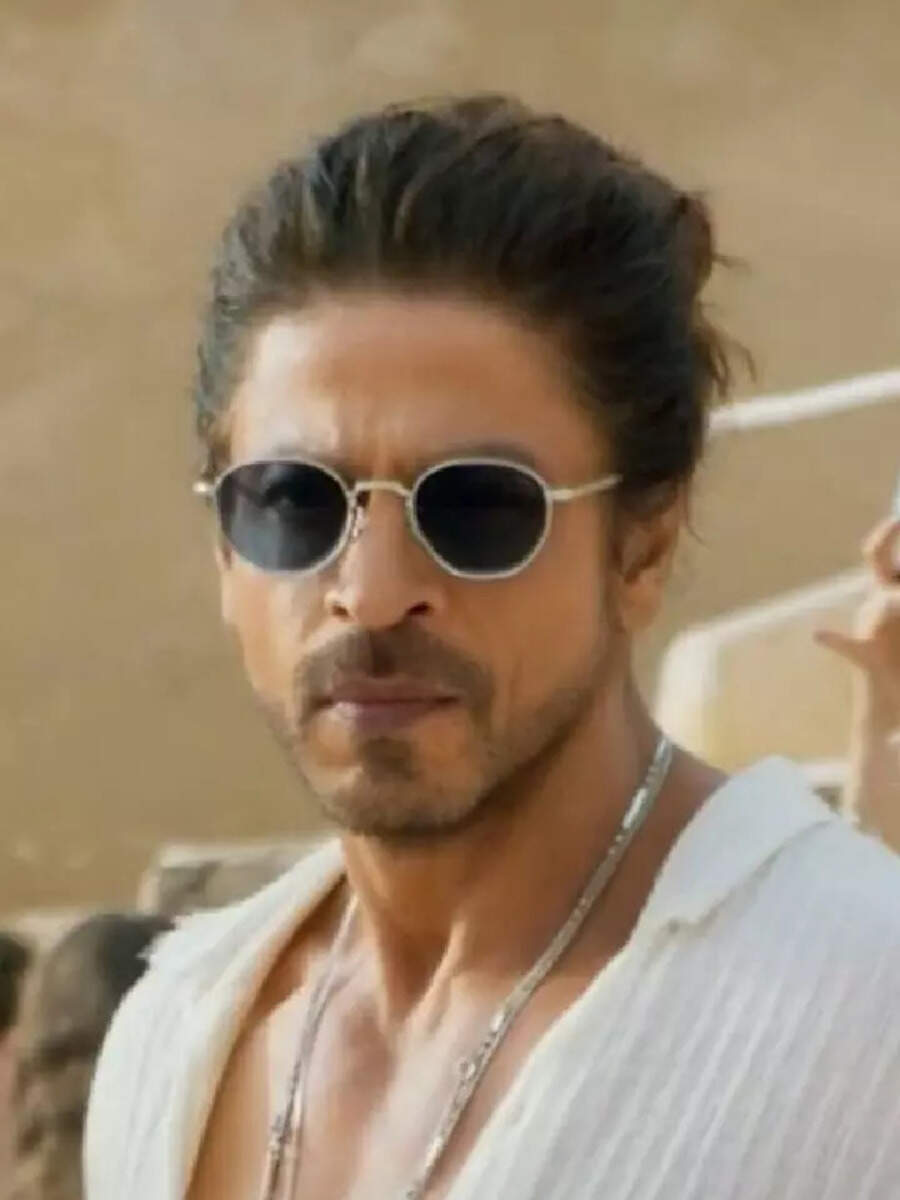 Pathaan SRK's Besharam Rang will remind you of Don 2 | Times Now