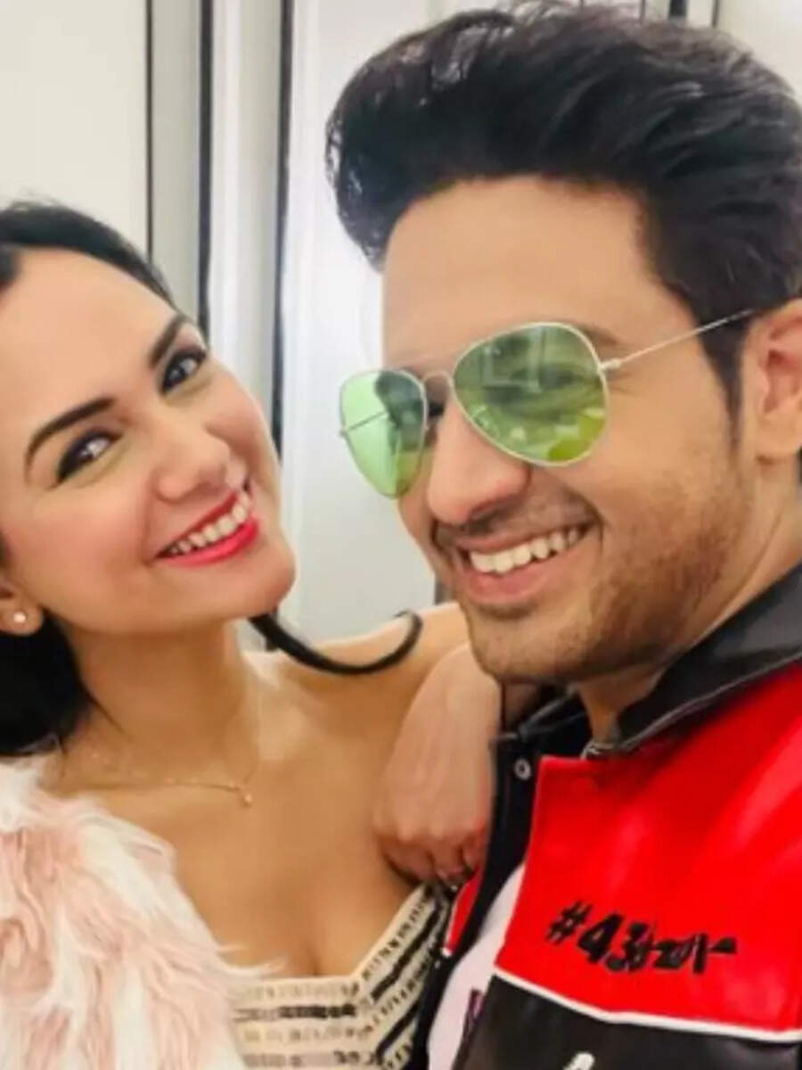 Gaurav Khanna and wife Akanksha Chamola's adorable photos | Zoom TV