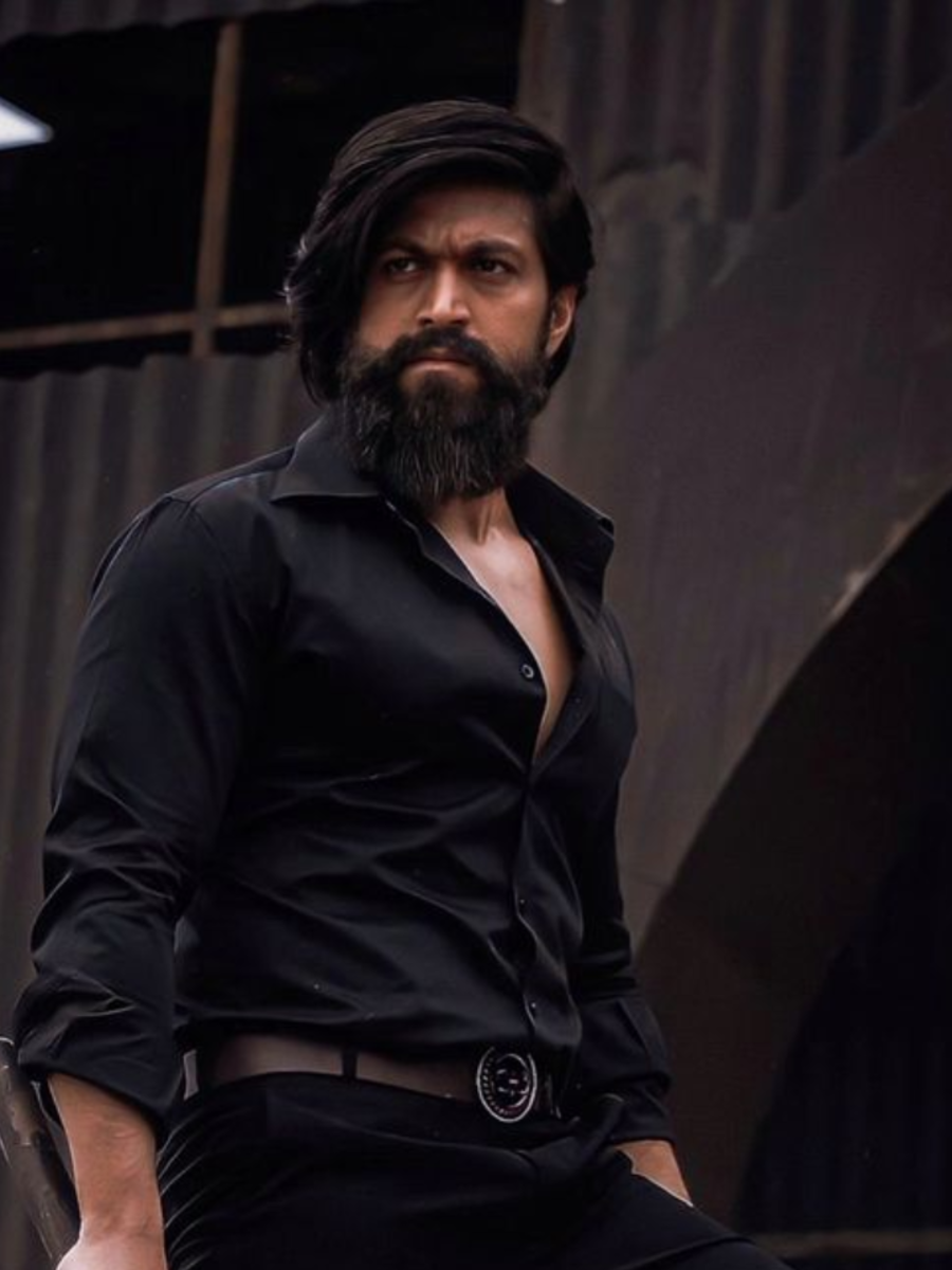 KGF star Yash’s ‘rocking’ box office report card | Zoom TV