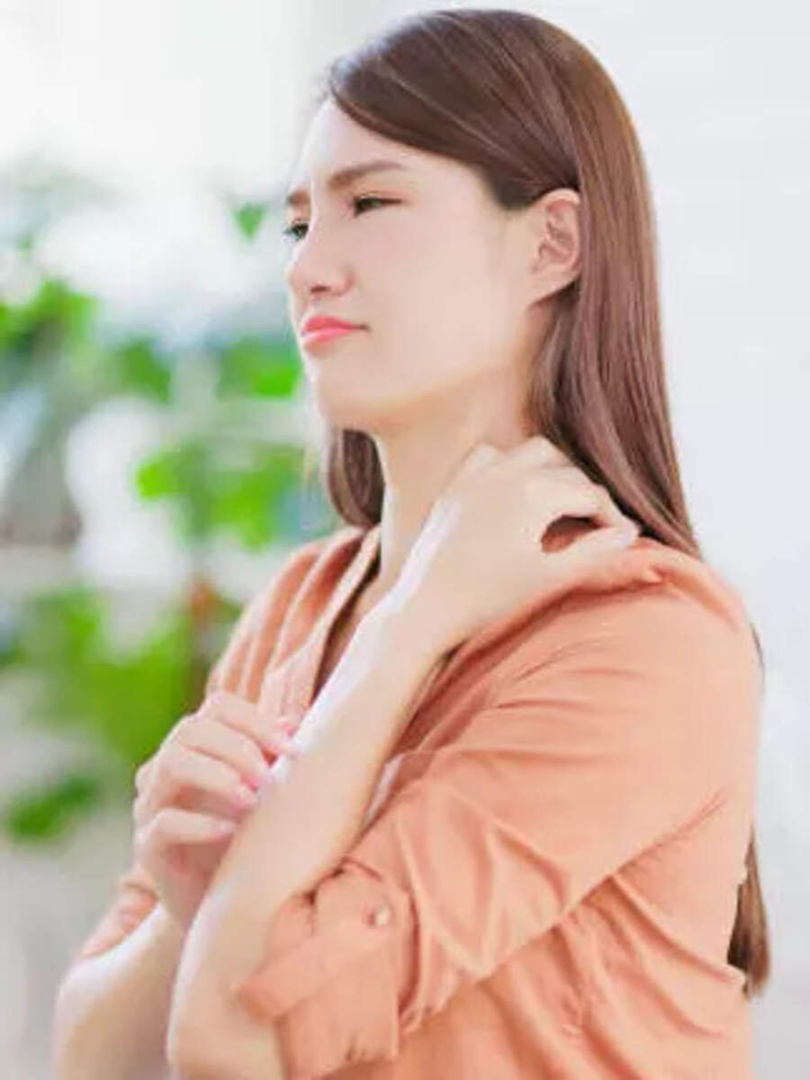 Thyroid symptoms: How does your skin signal the onset of hypothyroidism ...